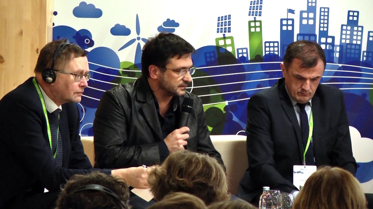 Zagreb Forum 2017 - Saša Begović - YouTube