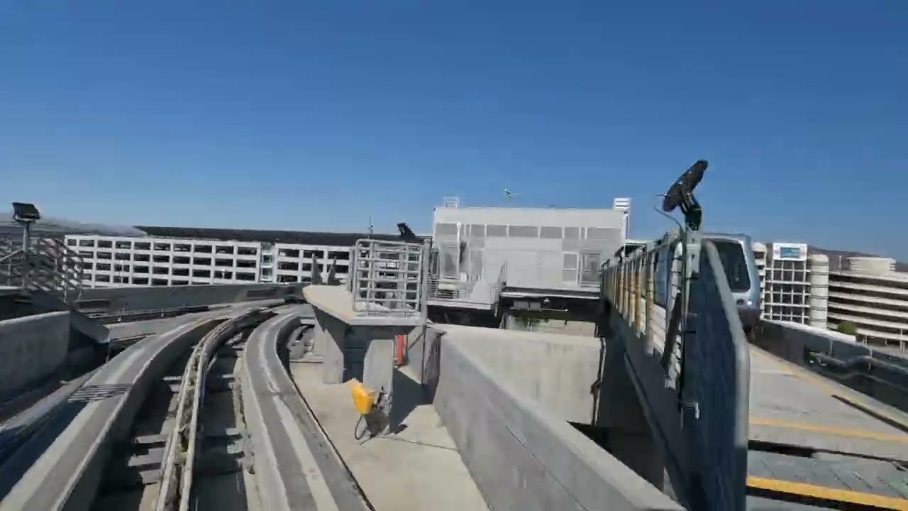 SFO AirTrain: Blue Line Timelapse - YouTube