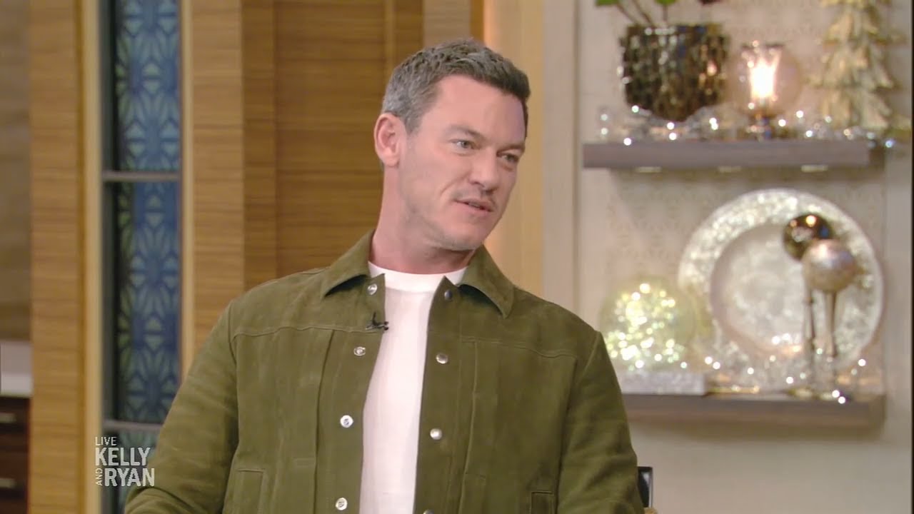 Luke Evans Loves Singing "Silent Night" - YouTube