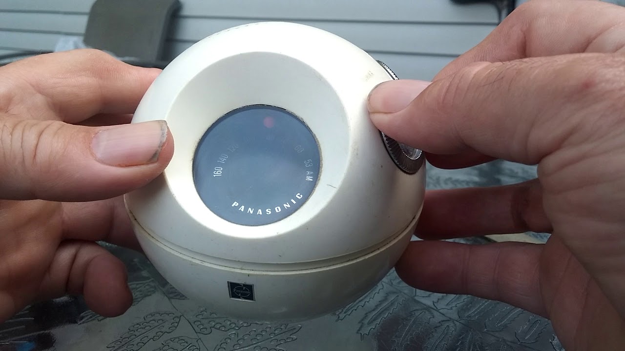 PANASONIC PANAPET 70 BALL RADIO - YouTube