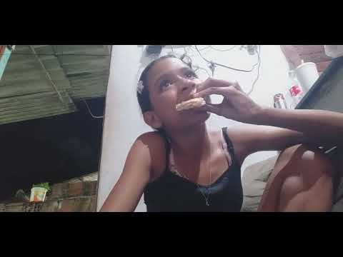 Mostrando um pouco da minha rotina da noite*sozinha em casa