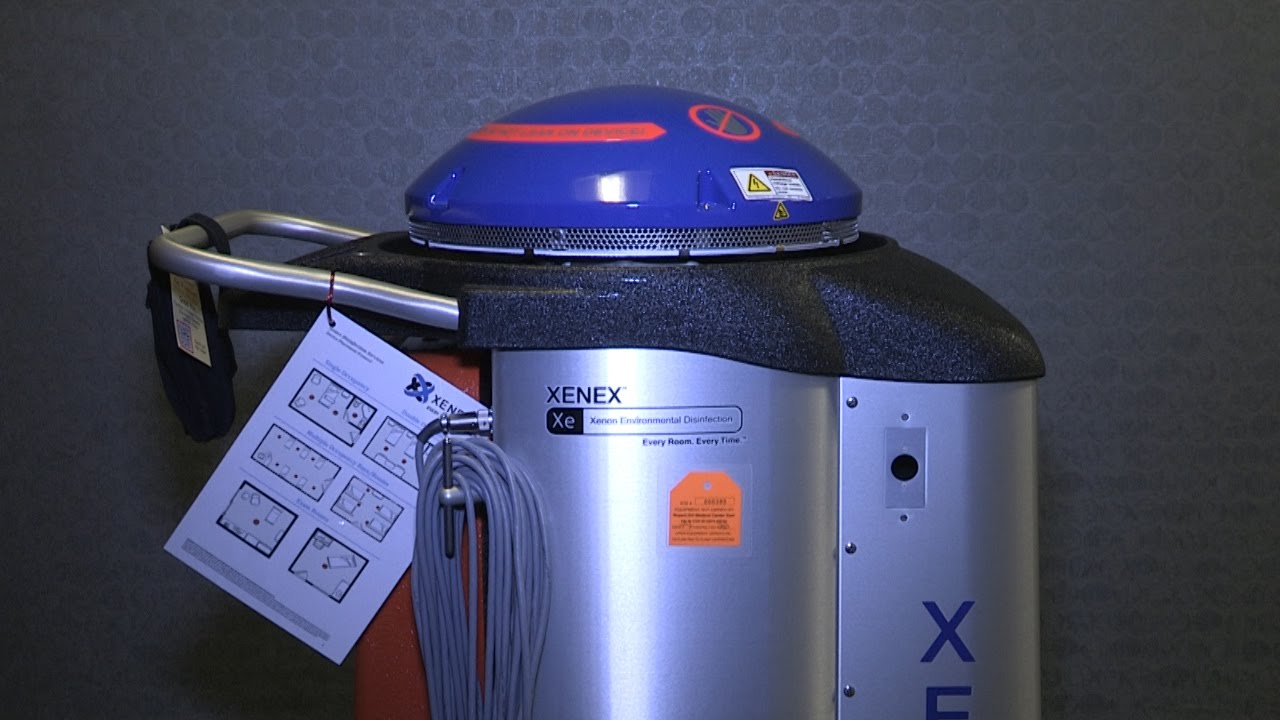 Bryan Health Xenex Germ-Zapping Robot - YouTube