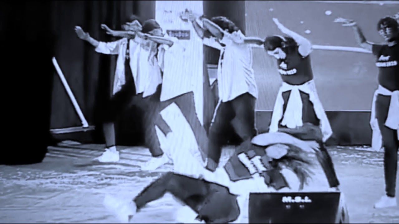 Funny dance fail - YouTube