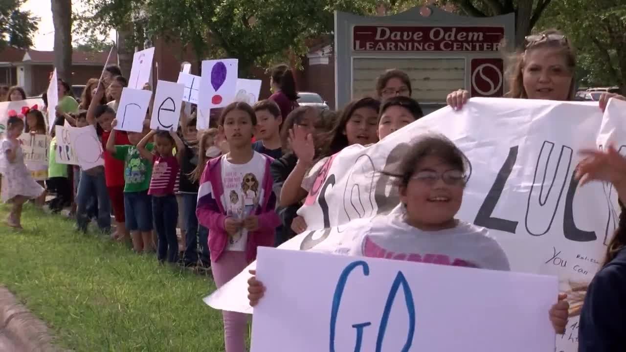 Sinton Pirates head to state semi-finals - YouTube