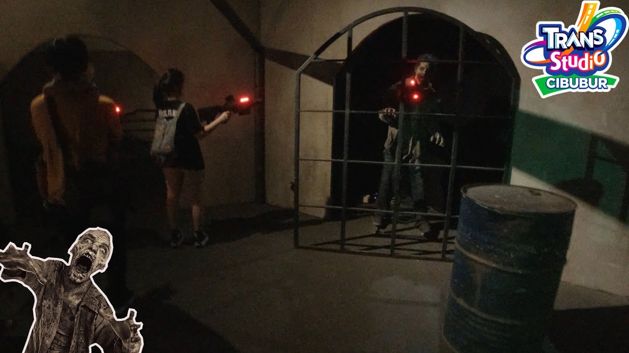 Pertualangan Seru di Zombie Wars Trans Studio Cibubur . - YouTube