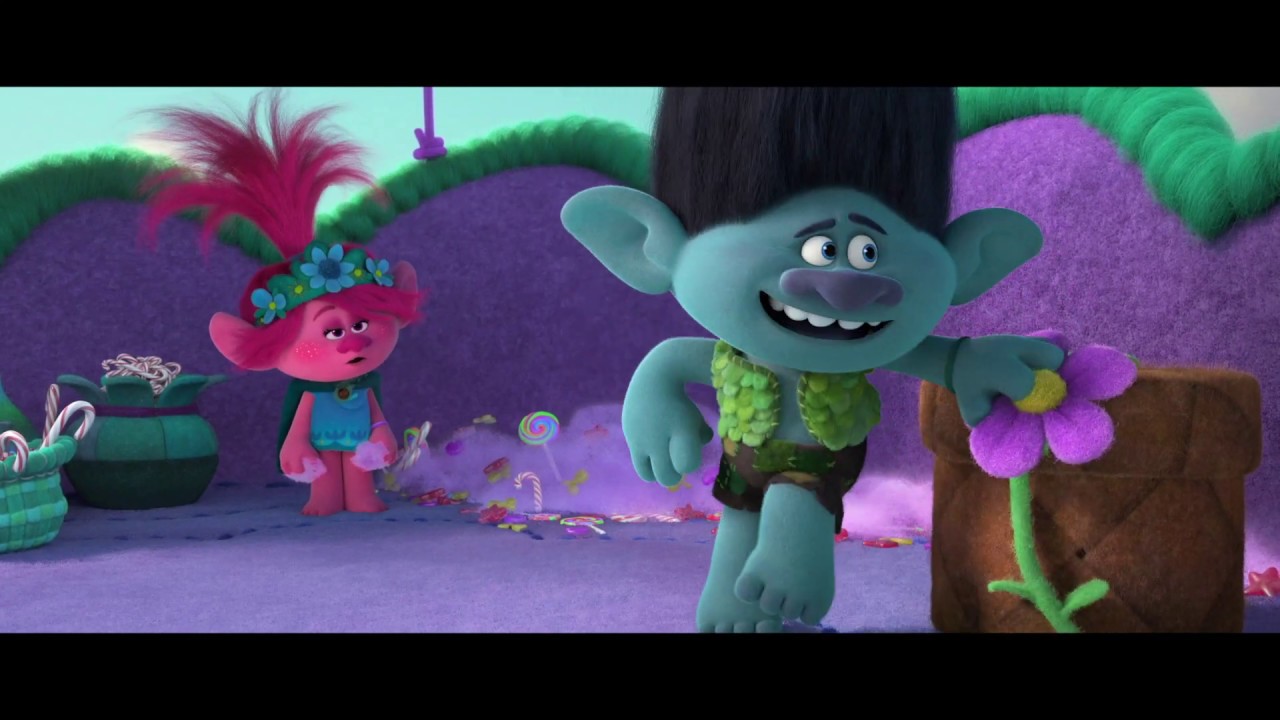 Trolls World Tour | Clip "Poppy trova le armi di Branch" - YouTube