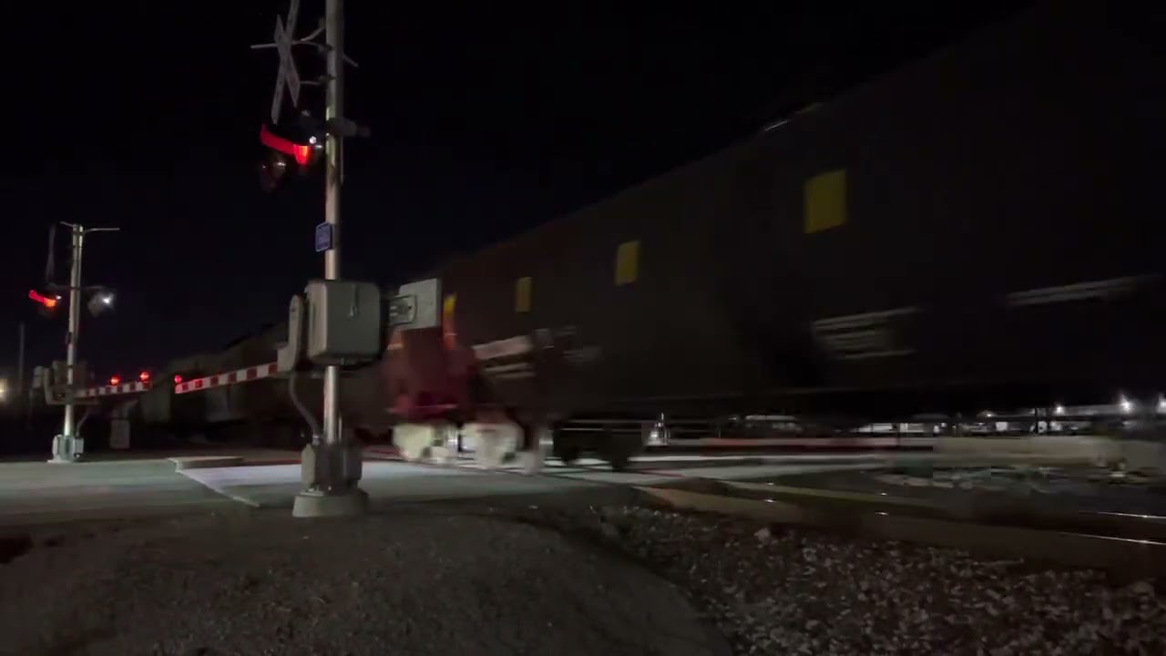 NS 9804 With Unusual Sounding K5LLA Leads a FAST NS 125 - YouTube