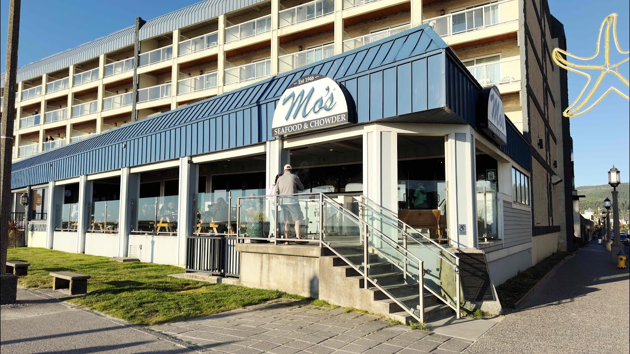 Excellent Fish and Chips and more at Mo's in Seaside Oregon! - YouTube
