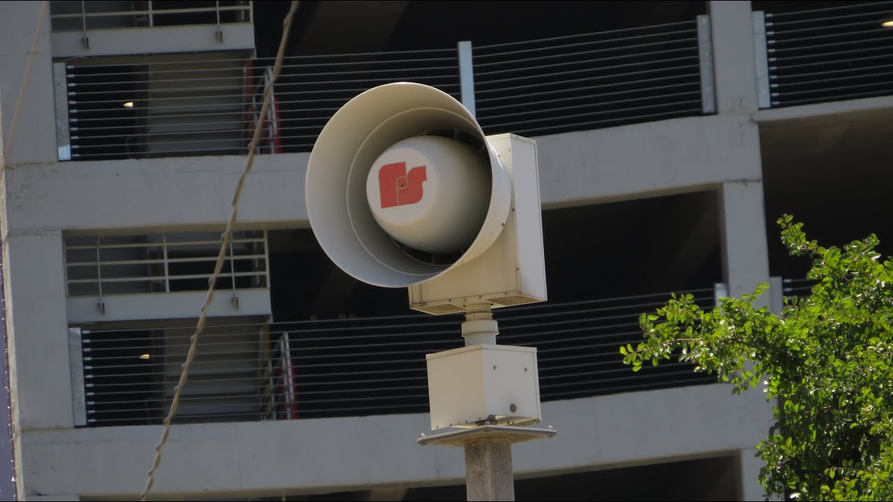 Dallas, Texas Tornado Siren Test - YouTube