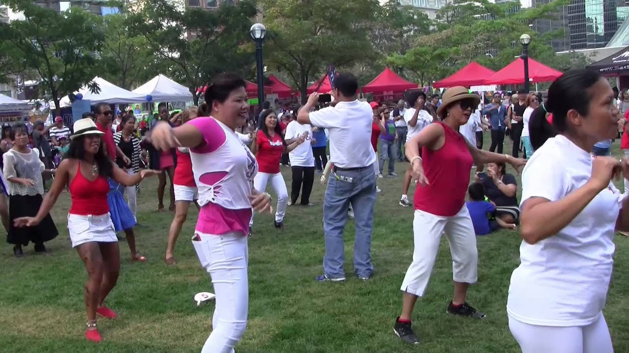 MABUHAY PHILIPPINES FESTIVAL FLASH MOB 2015 - YouTube
