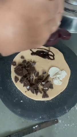 Aapne Waffles toh khaiye hi hoge par aapne orio paratha kahaya hai ...