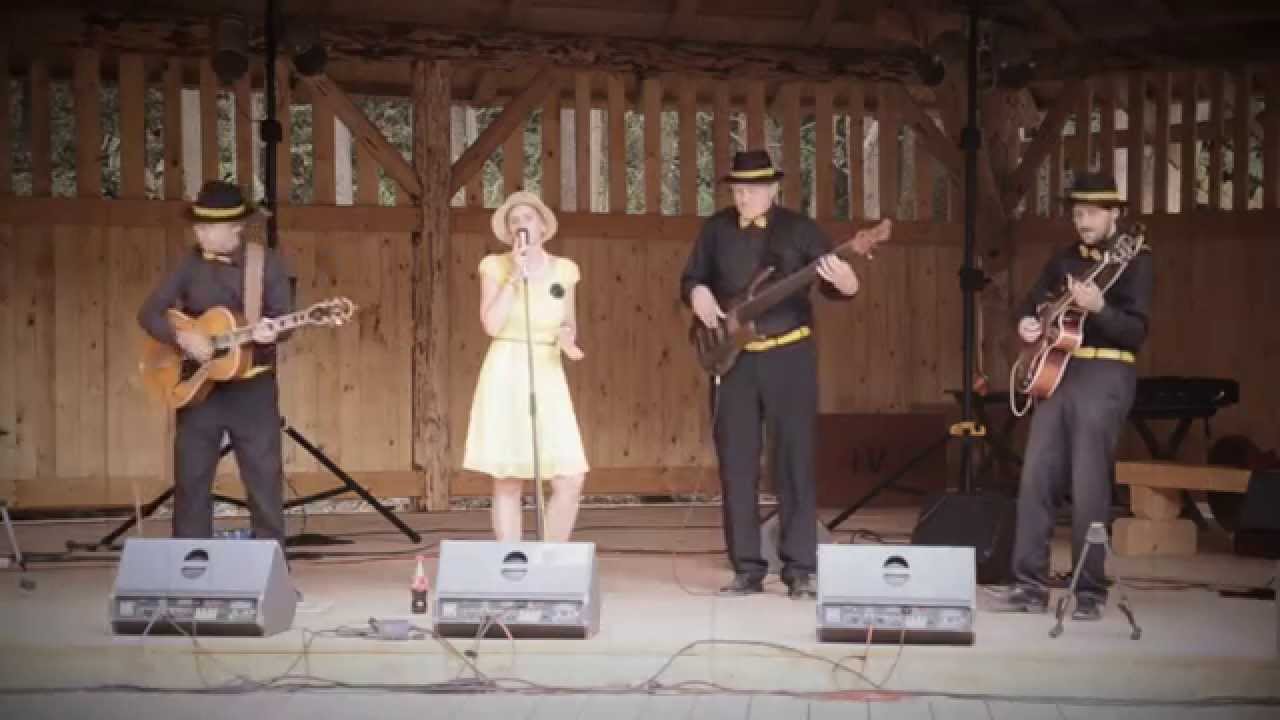 Bee Band - Deed I do - YouTube