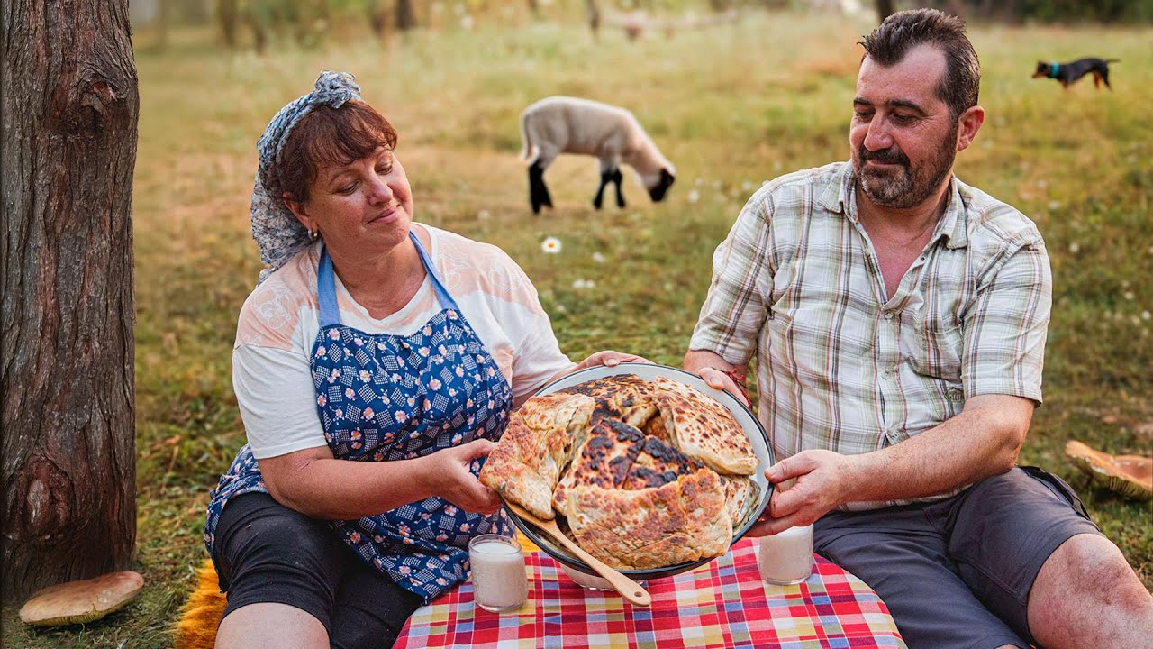 The Balkan Family Cooking Gozleme! Best Country Style Gozleme Recipes🔥 ...