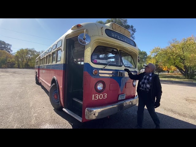 Gmc Old Look Coaches Curbside Classic: GMC TDH 5105 Old Look Transit