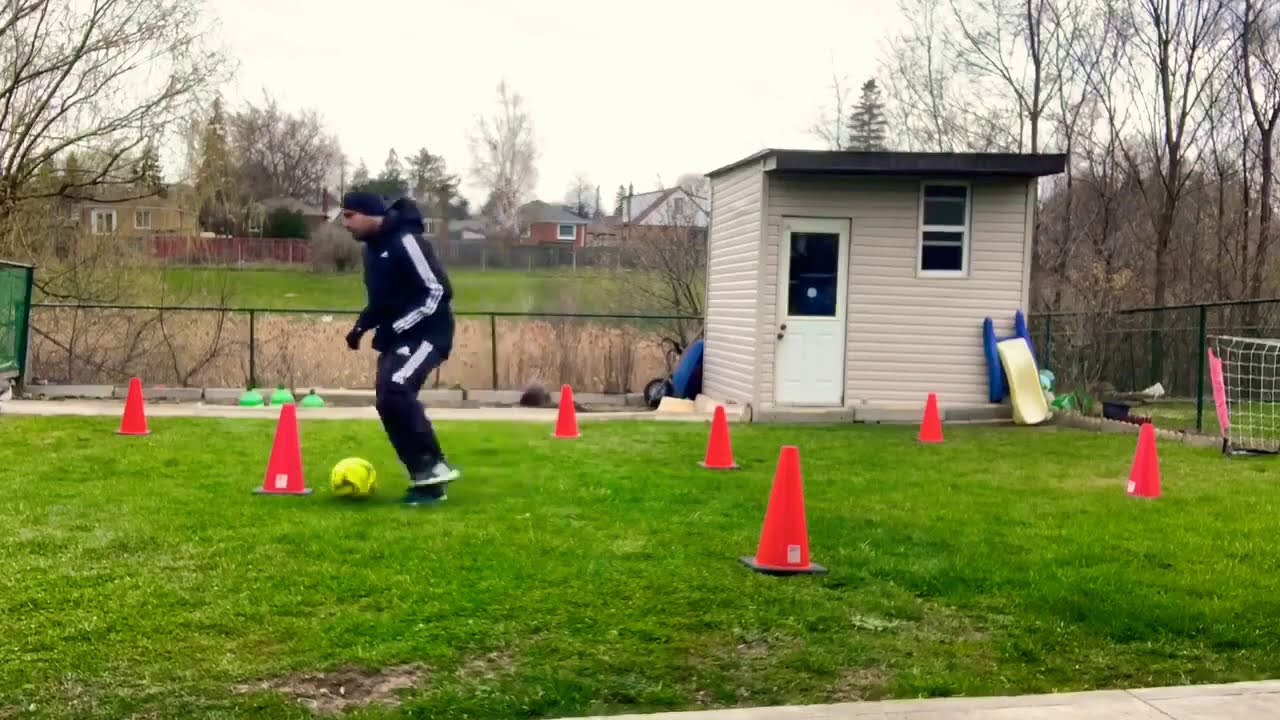 FC PEXE - Louie Karailias - YouTube