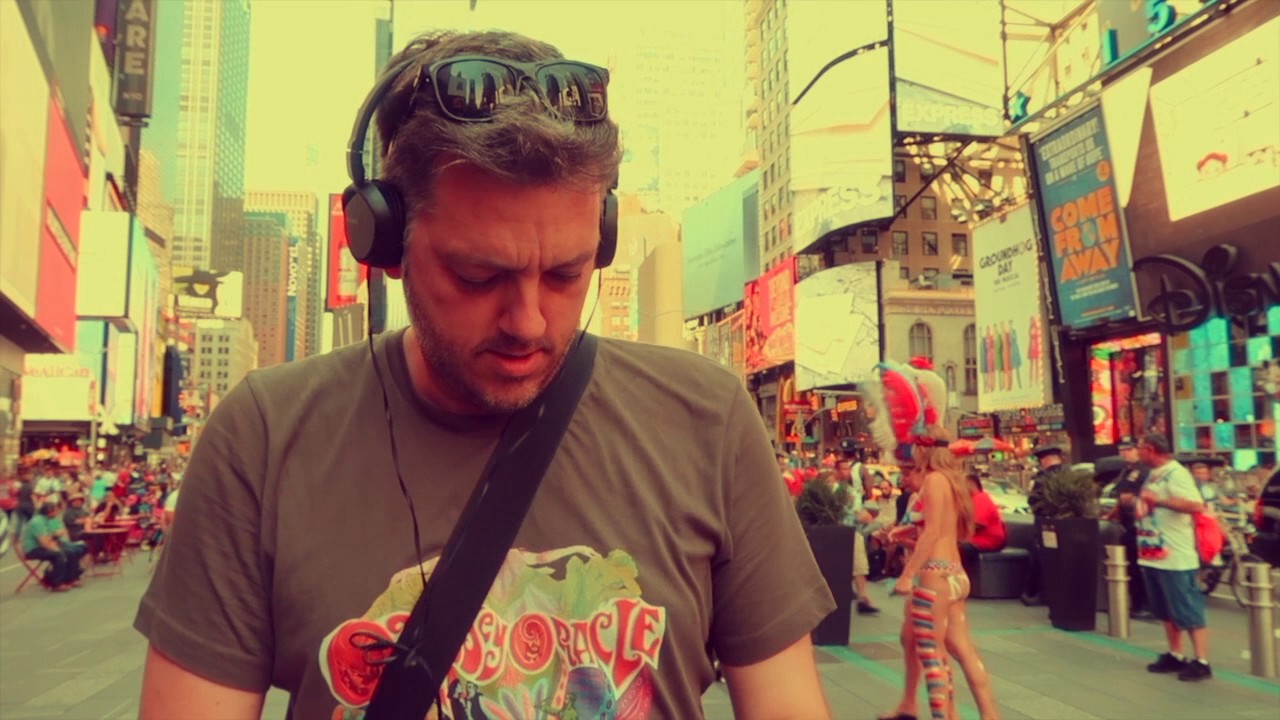 Iain Lee in New York - Day 1 by Daniel Rayner - YouTube