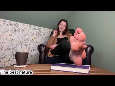 Clean & Healthy Feet | Everyday Care Vibes