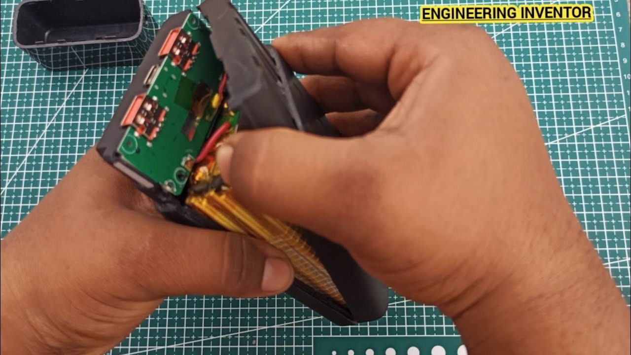 TEARDOWN AMBRANE 27000MAH POWER BANK 20 WATT - YouTube