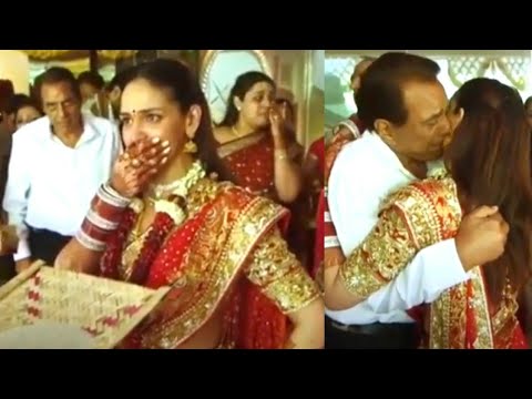 Too Emotional! Dharmendra CRYING BADLY at Esha Deol's VIDAI | Bollywood Father Daughter Bond