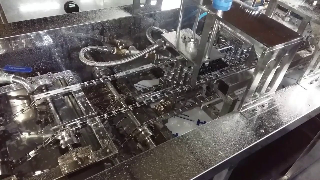 Conveyor Spray Assembly DI Spray Machine - YouTube