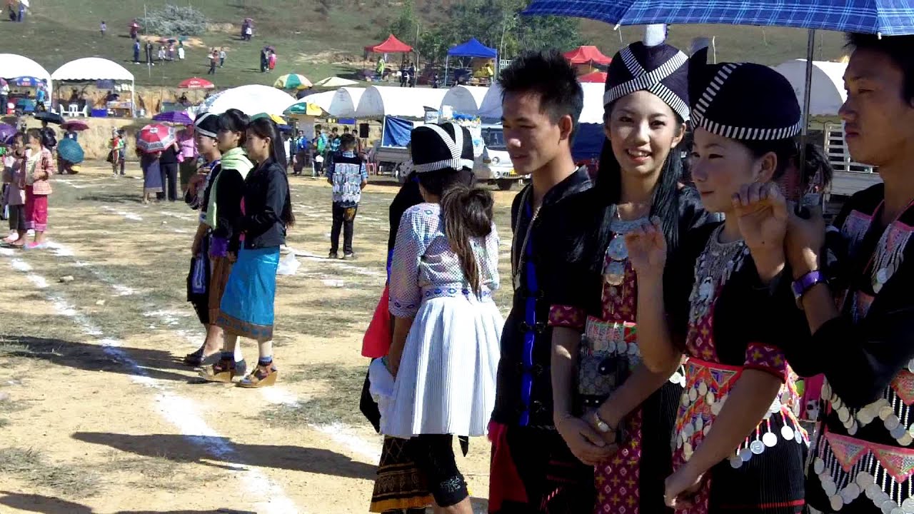Around the World with Jack Daulton: pov pob game, Hmong New Year ...