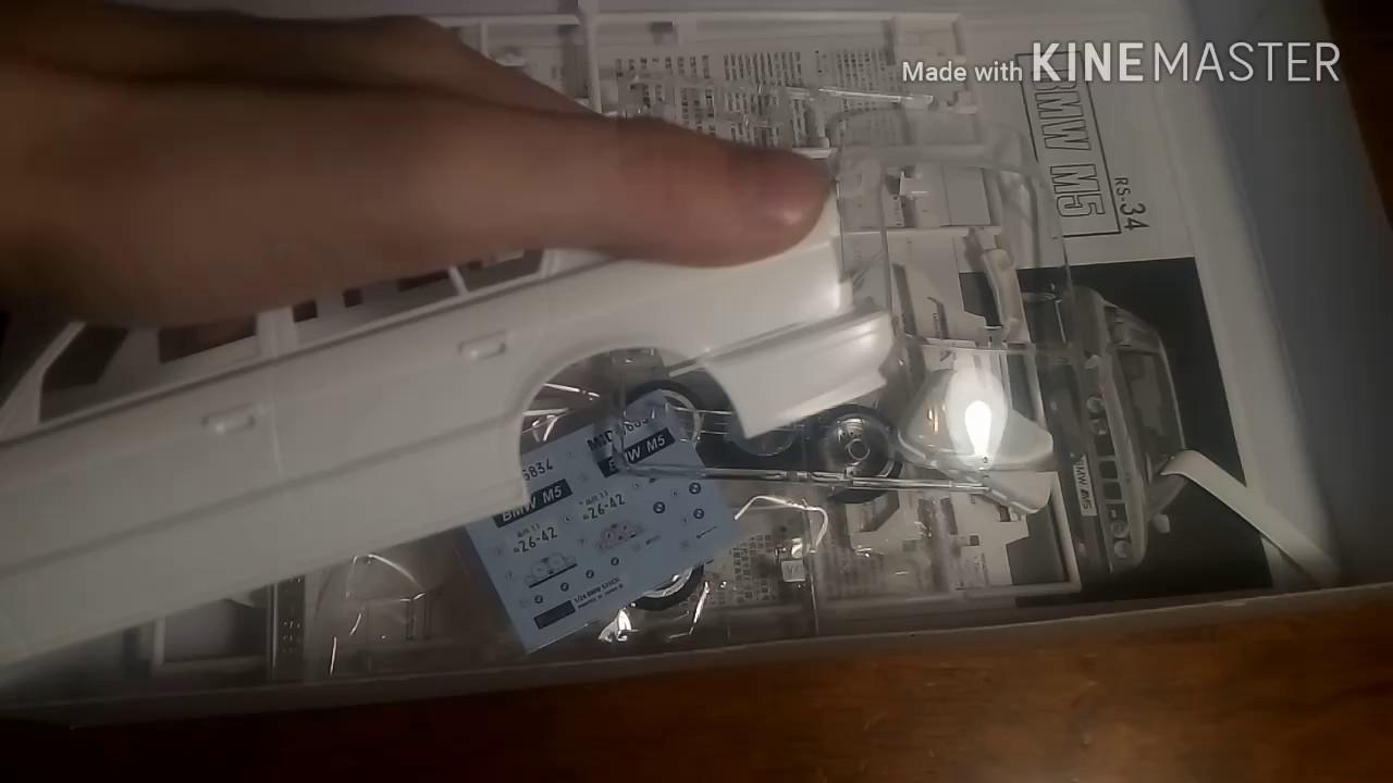 обзор сборной модели BMW e34 1/24 FUJIMI - YouTube