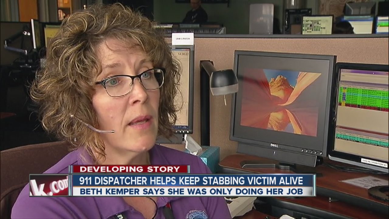911 dispatcher talks to pregnant woman who was stabbed, helping to keep ...