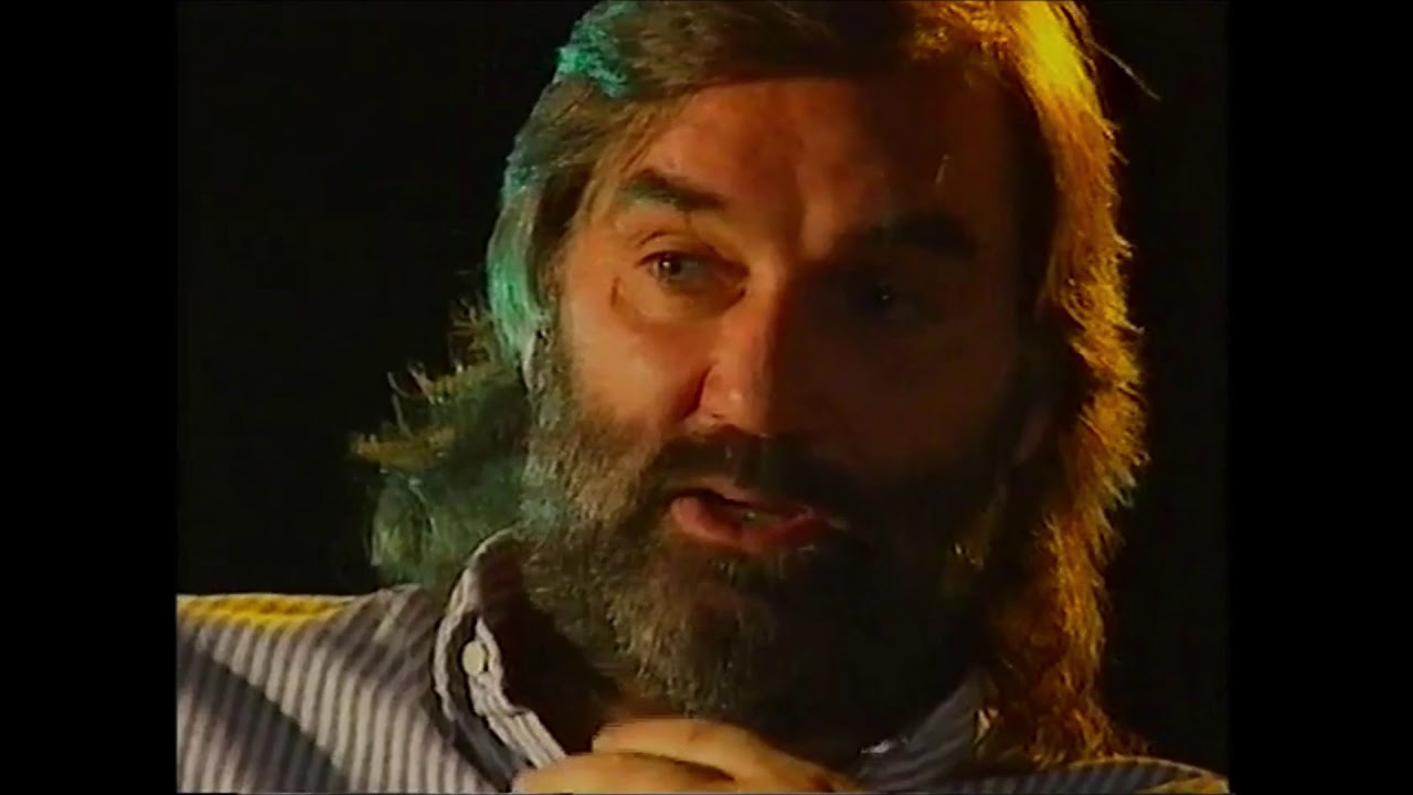 George Best: On that Game v Benfica 1966 / Becoming El Beatle - YouTube