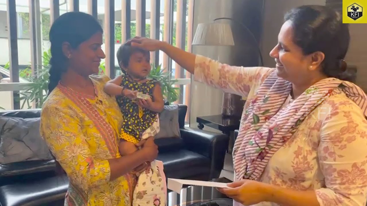 Ashwini Puneeth Beautiful Moment With Small Baby | Puneeth Rajkumar ...