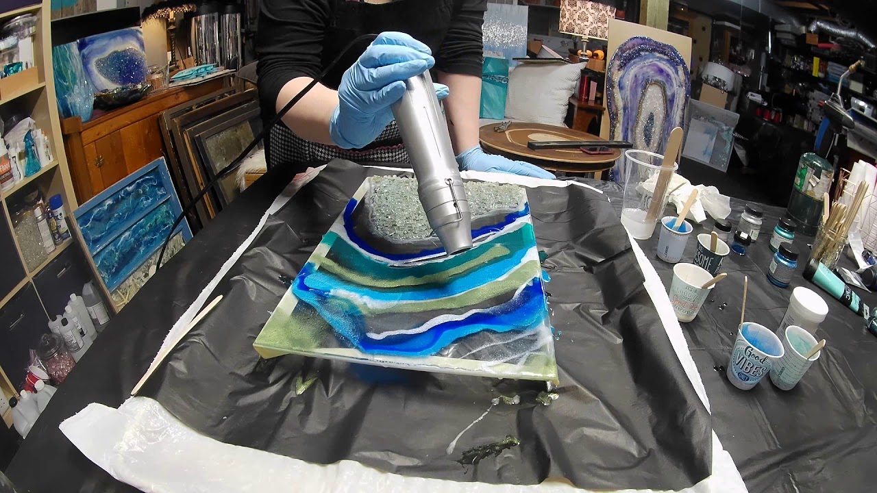 Epoxy Geode Pour - YouTube