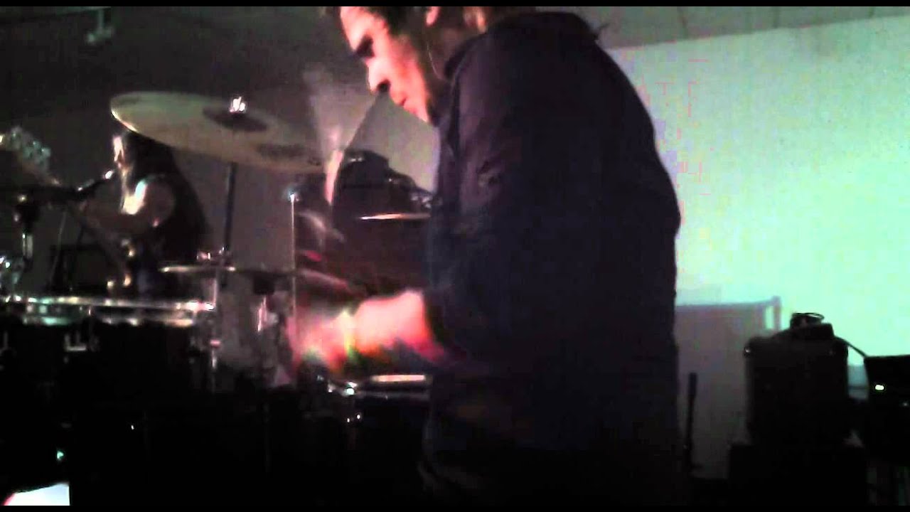 Chris Deets "Bullet Proof Tiger" LIVE - YouTube