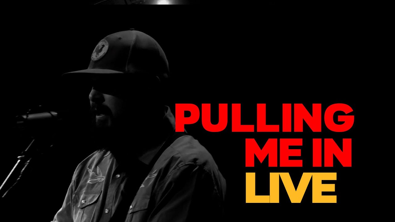 Pulling Me In (Live) @stephenmcwhirter @JoelGerdis - YouTube