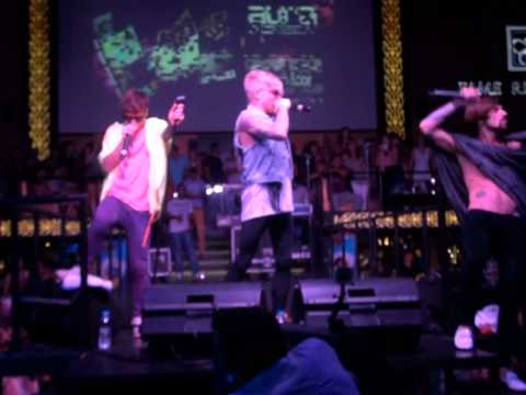 The Quest Pistols are a Ukrainian pop rock QUEST PİSTOL s AURA.MPG