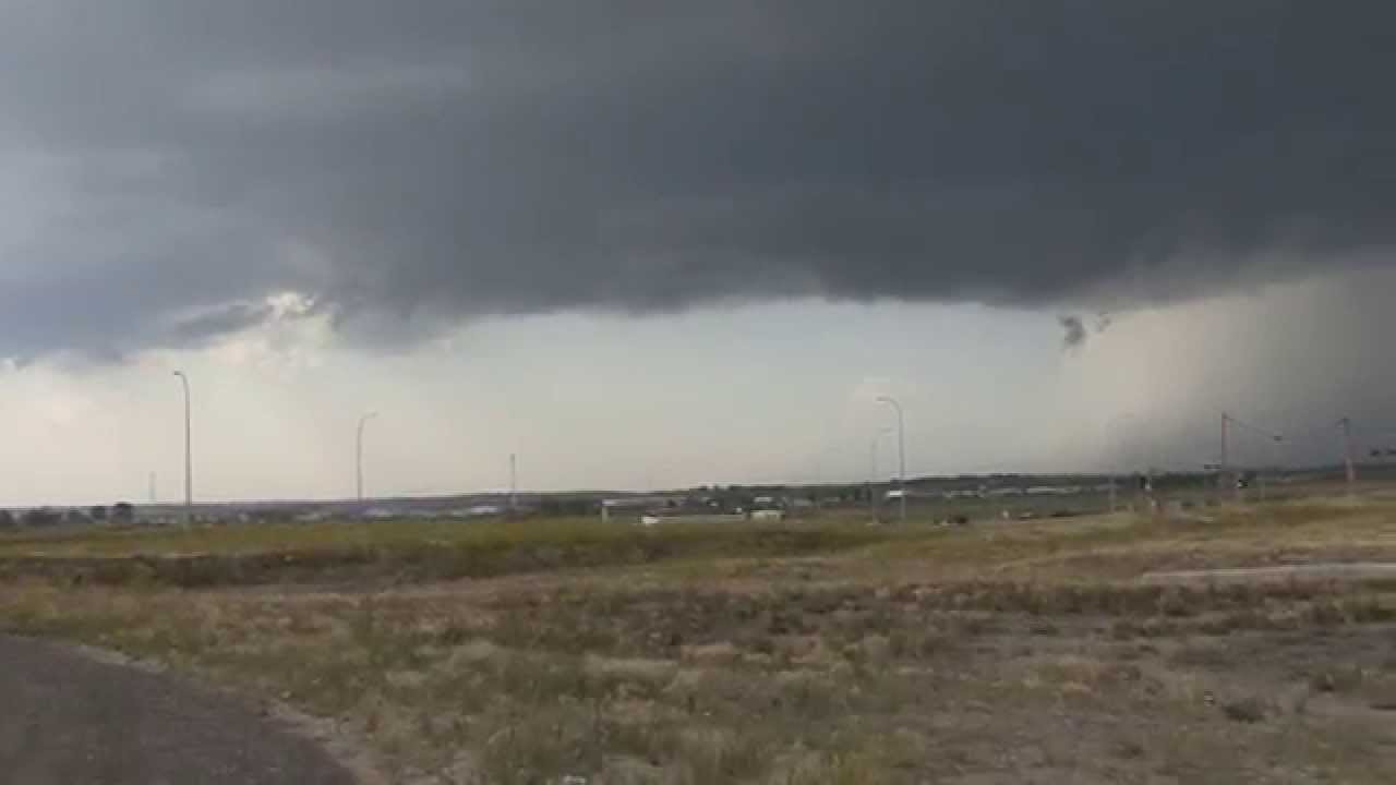 Beautiful Southern Alberta Supercell and Gustnado!!! - YouTube
