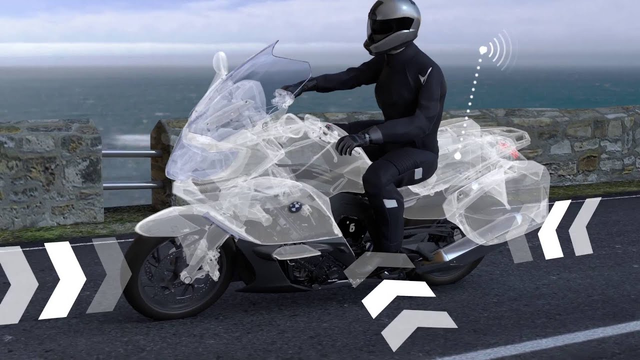 BMW Motorrad eCall - emergency call - YouTube