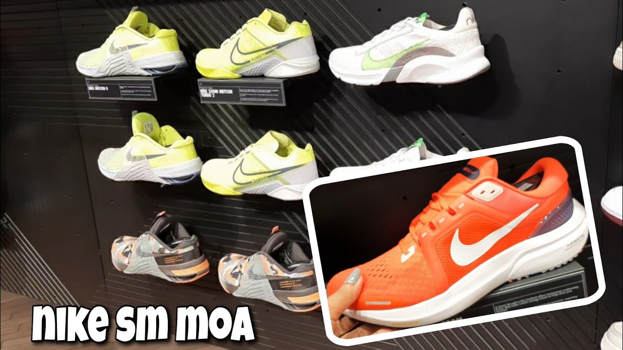 Nike SM Moa/Shopping tayo para kay bf shoes - YouTube