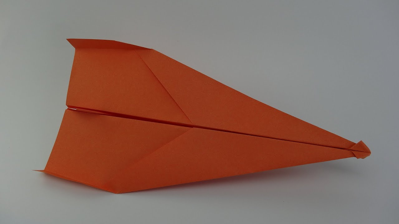 The most balanced and perfect "Avenger" paper airplane - YouTube