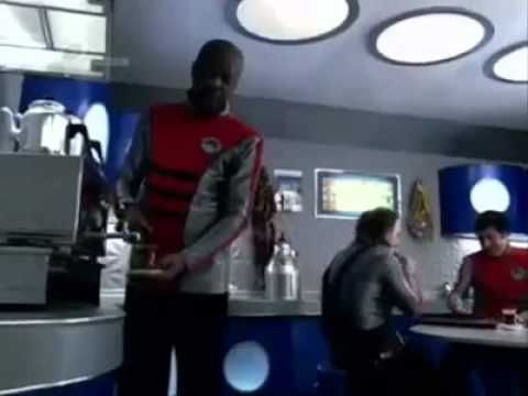 Seni bu gemiye kaptan yapanın ..mna koyuyym.