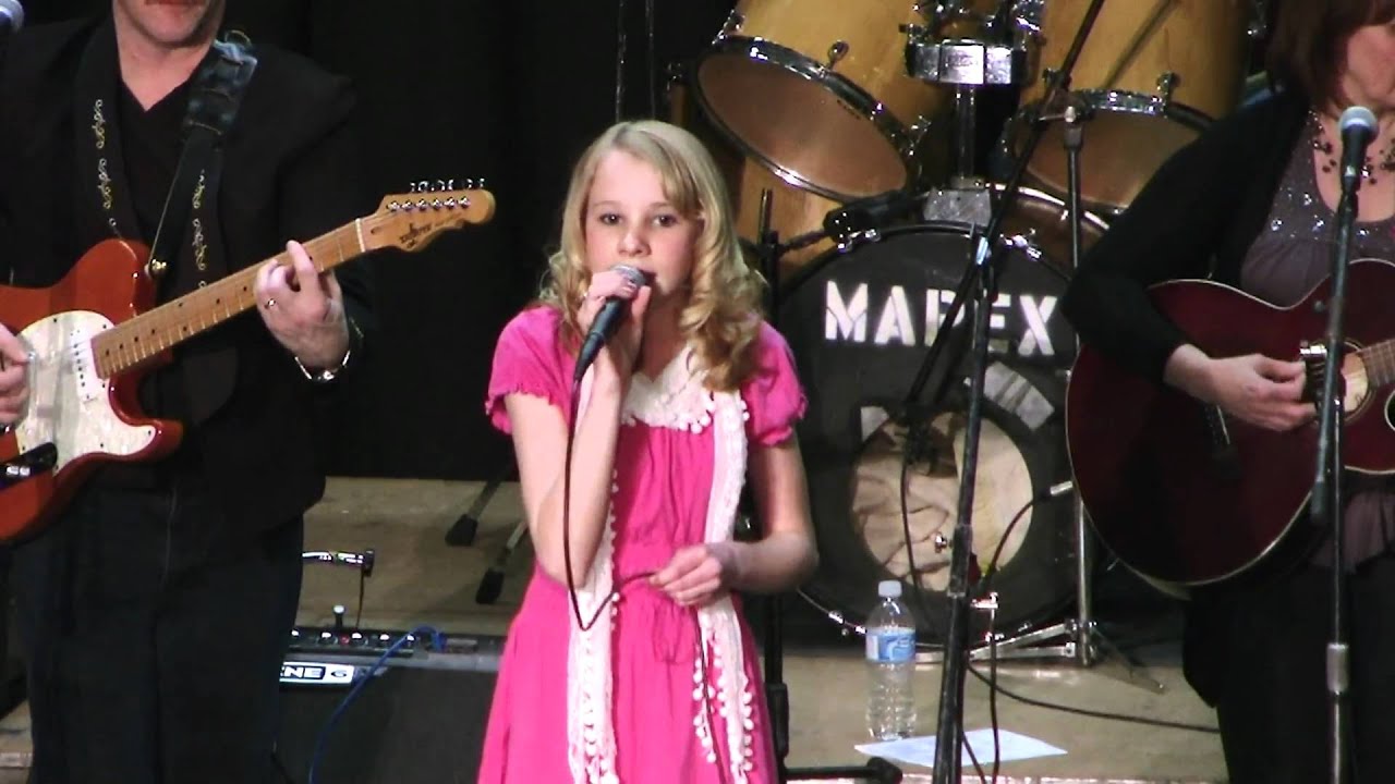 12 year old Paige Rombough Singing Daddy's Hands by Holly Dunn - YouTube
