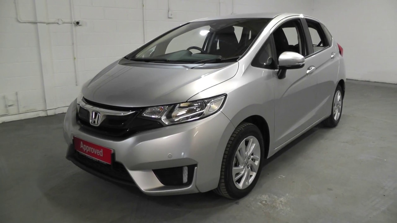 Honda JAZZ 1.3 SE finished in Alabaster Silver Metallic, video ...