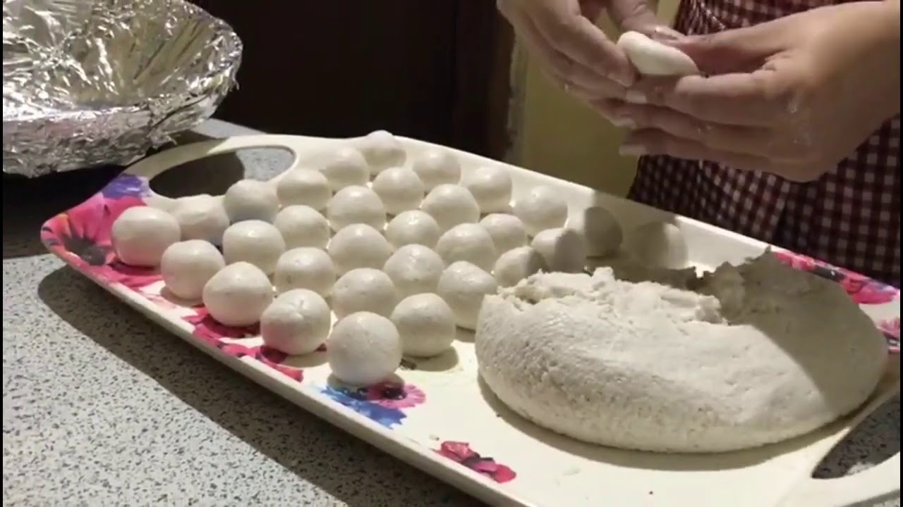 Preparing of Naga style Kemenya Roti ( STICKY RICE ROTI ) - YouTube