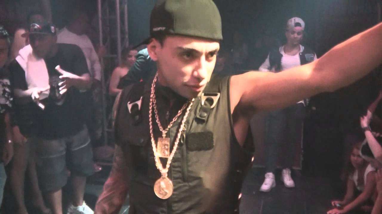 MC Kauan Ao Vivo no Espaço Nobre 14/06/2013 - YouTube