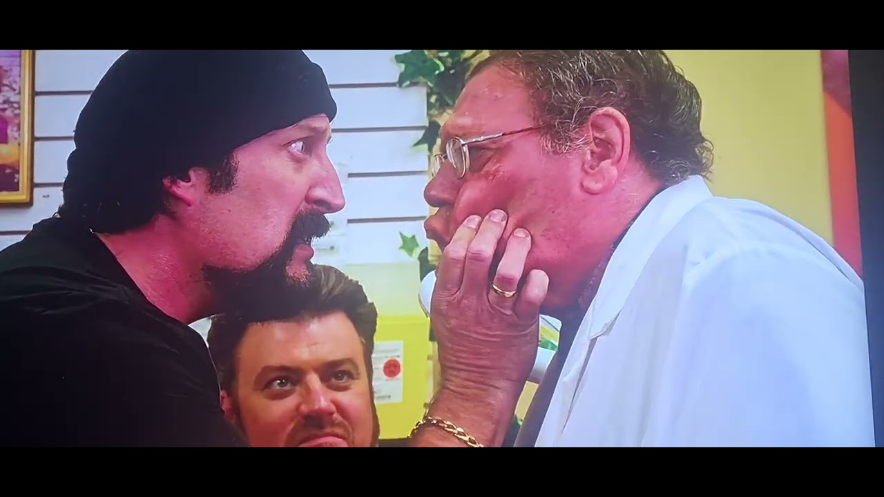 Julian threatens Sam Losco trailer park boys season 11 episode 6 "How ...