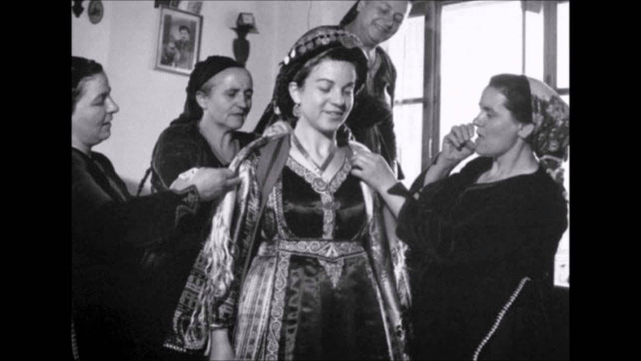 Τραγούδι αποχαιρετισμού νύφης - Παλιόχωρα Χαλκιδικής - YouTube