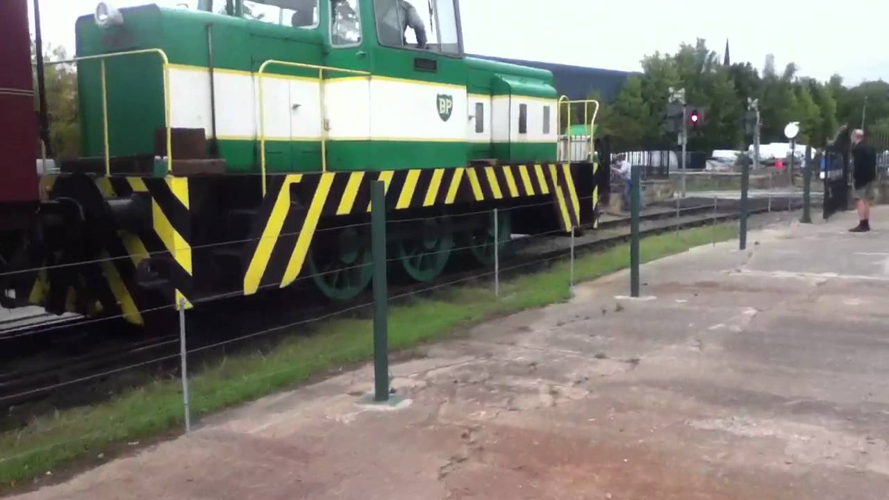 Old diesel shunter engine pulling 2 carriages - YouTube