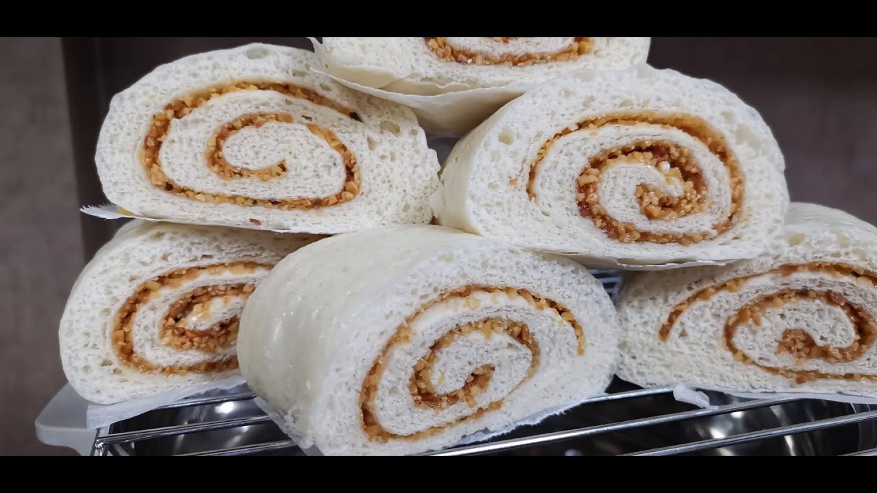 Sitiawan Fuzhou Steamed Pillow Bun 实兆远福州枕头包 aka MOMO #bakewithjun - YouTube