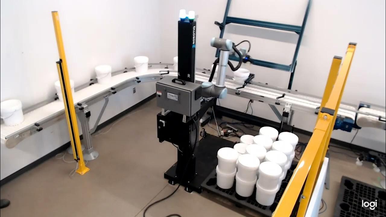 Robotiq Palletizing Solution | Use case | Palletizing plastic buckets - YouTube