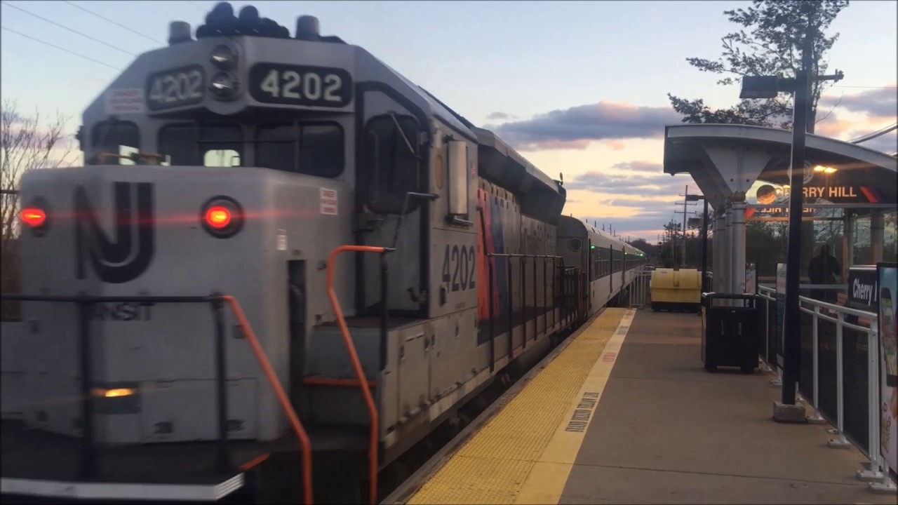 NJT at Cherry Hill & Pennsauken Transit Center - YouTube