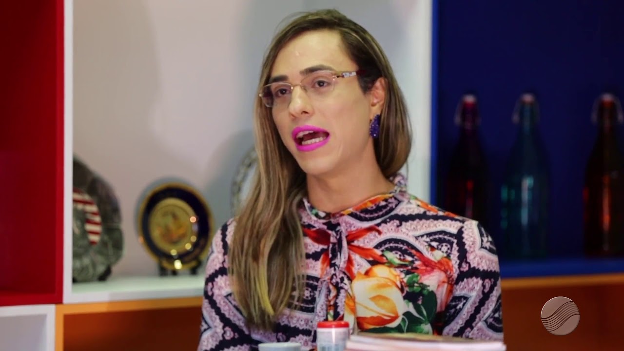 Inside TV - Entrevista com a professora Danny Barradas - YouTube