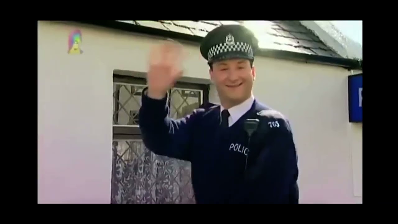 Balamory theme song speed up by mr scatterbrain - YouTube